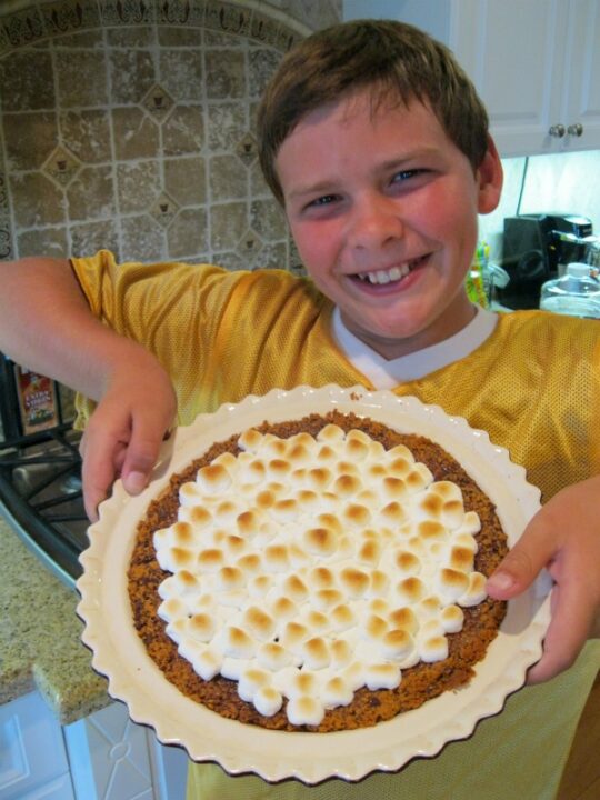 S'Mores Pie - Recipe Boy