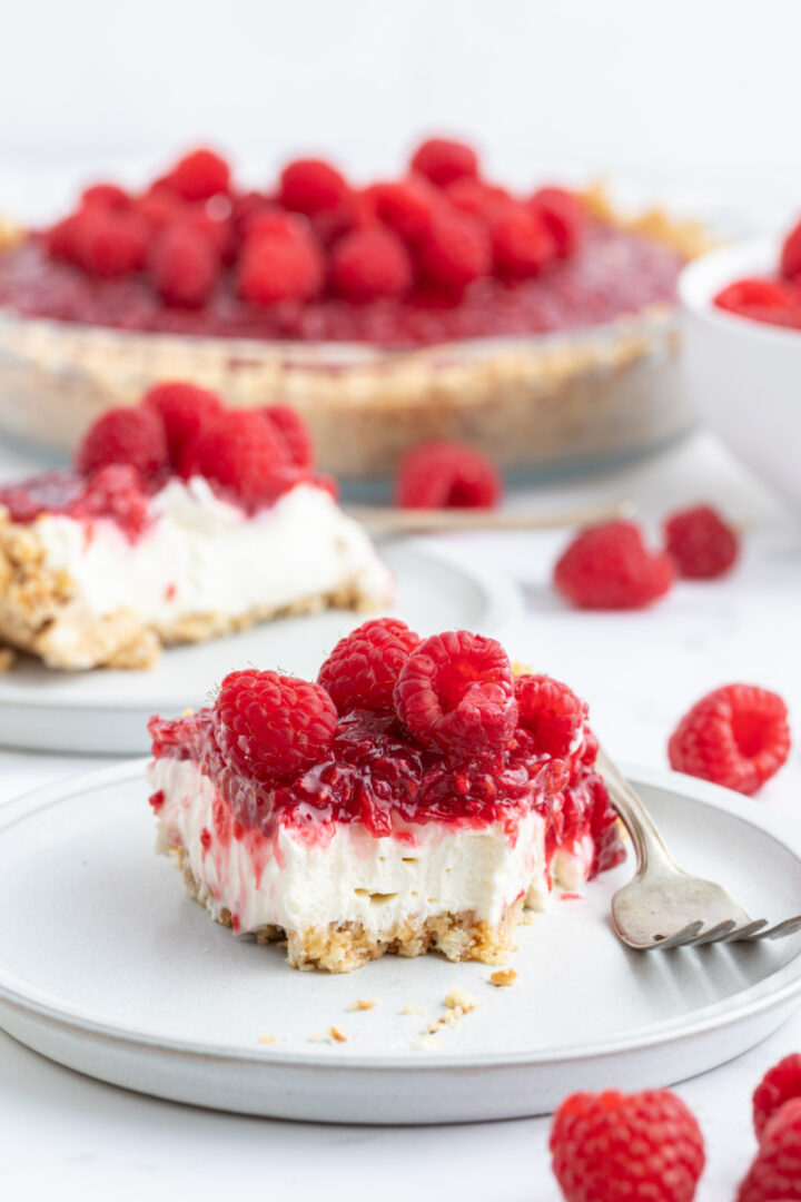 Raspberry Cream Pie - Recipe Boy