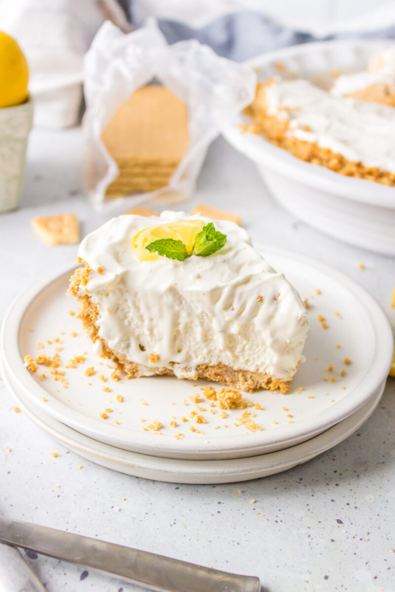 Easy Lemon Pie - RecipeBoy
